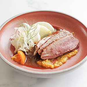 ブノワ（BENOIT）東京 | 東京・青山にあるアラン・デュカスプロデュースのフレンチレストラン＆カフェ「BENOIT（ブノワ）」。フランスの地方色豊かな料理をワインと一緒に味わうことができます。